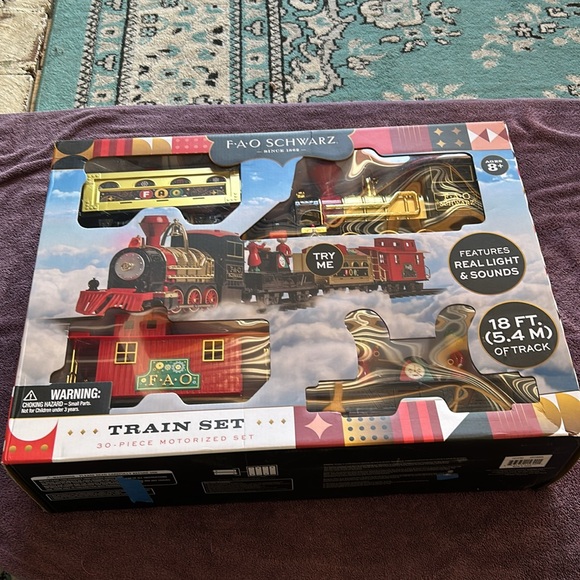 FAO Schwarz | Toys | Fao Schwarz Motorized Train Set | Poshmark